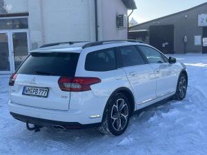 White Citroen C5 2016 in Taurage, with an engine capacity of 2.00 L and mileage of 201 thousand km for 5200 €, photo 7 on AUTOMOTO.COM.LV