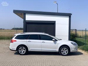 Balts Citroen C5 2016 Kauņa, ar dzinēja tilpumu 2.00 L un nobraukumu 207 tūkst. km par 5799 €, foto 9 vietnē AUTOMOTO.COM.LV
