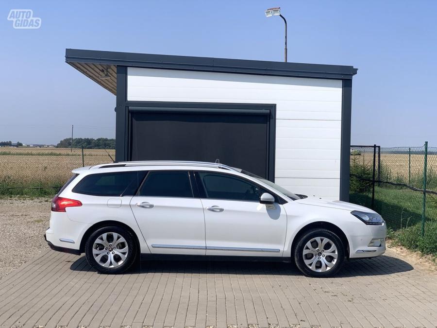 Balts Citroen C5 2016 Kauņa, ar dzinēja tilpumu 2.00 L un nobraukumu 207 tūkst. km par 5799 €, foto 9 vietnē AUTOMOTO.COM.LV
