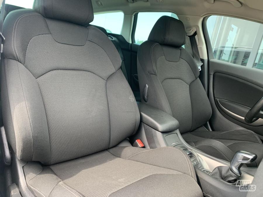 Balts Citroen C5 2016 Kauņa, ar dzinēja tilpumu 2.00 L un nobraukumu 207 tūkst. km par 5799 €, foto 15 vietnē AUTOMOTO.COM.LV