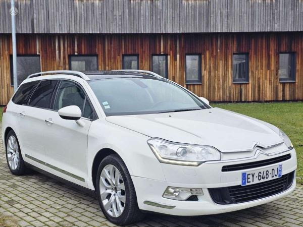 Balts Citroen C5 2017 Tauragė, ar dzinēja tilpumu 2.00 L un nobraukumu 222 tūkst. km par 4400 €, foto 3 vietnē AUTOMOTO.COM.LV