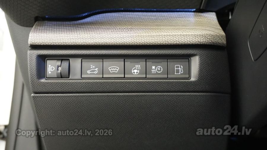 Белый Ситроен С5 2023 в Таллин, объемом двигателя 1.60 л и пробегом 34 тыс. км за 28900 €, фото 16 на AUTOMOTO.COM.LV