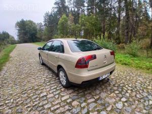 Dzeltens Citroen C5 2007 Jēkabpils, ar dzinēja tilpumu 2.00 L un nobraukumu 348 tūkst. km par 1300 €, foto 7 vietnē AUTOMOTO.COM.LV