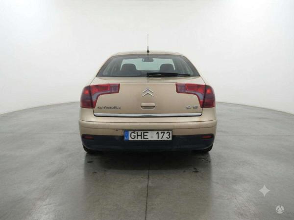 Dzeltens Citroen C5 2004 Klaipėda, ar dzinēja tilpumu 2.18 L un nobraukumu 361 tūkst. km par 650 €, foto 1 vietnē AUTOMOTO.COM.LV