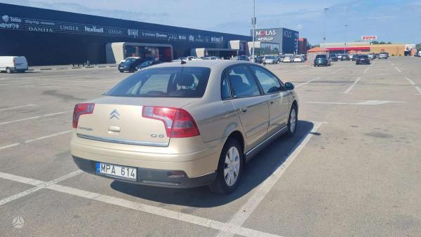 Yellow Citroen C5 2005 in Panevezys, with an engine capacity of 2.00 L and mileage of 324 thousand km for 1500 €, photo 5 on AUTOMOTO.COM.LV