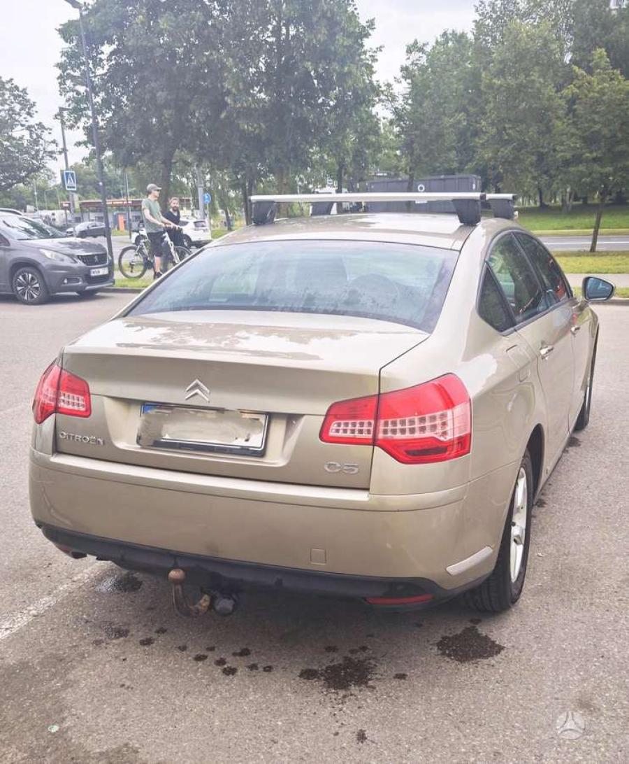 Dzeltens Citroen C5 2009 Kauņa, ar dzinēja tilpumu 1.56 L un nobraukumu 251 tūkst. km par 2499 €, foto 5 vietnē AUTOMOTO.COM.LV