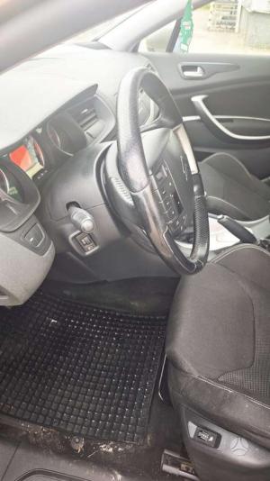 Dzeltens Citroen C5 2009 Kauņa, ar dzinēja tilpumu 1.56 L un nobraukumu 251 tūkst. km par 2499 €, foto 13 vietnē AUTOMOTO.COM.LV