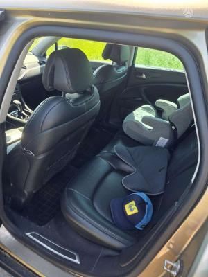 Yellow Citroen C5 2008 in Kedainiai, with an engine capacity of 2.72 L and mileage of 373 thousand km for 2100 €, photo 6 on AUTOMOTO.COM.LV
