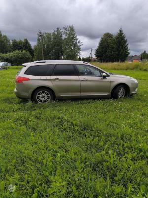 Yellow Citroen C5 2009 in Vilnius, with an engine capacity of 2.00 L and mileage of 376 thousand km for 1200 €, photo 6 on AUTOMOTO.COM.LV