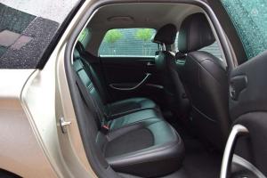 Yellow Citroen C5 2012 in Vilnius, with an engine capacity of 1.56 L and mileage of 333 thousand km for 2300 €, photo 19 on AUTOMOTO.COM.LV