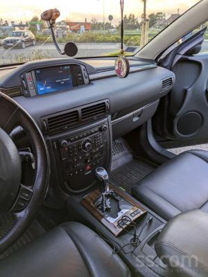 Black Citroen C6 2007 in Bauska, with an engine capacity of 2.70 L and mileage of 280 thousand km for 3700 €, photo 5 on AUTOMOTO.COM.LV