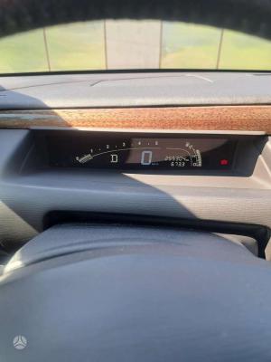 Melns Citroen C6 2010 Viļņa, ar dzinēja tilpumu 2.18 L un nobraukumu 255 tūkst. km par 5000 €, foto  vietnē AUTOMOTO.COM.LV