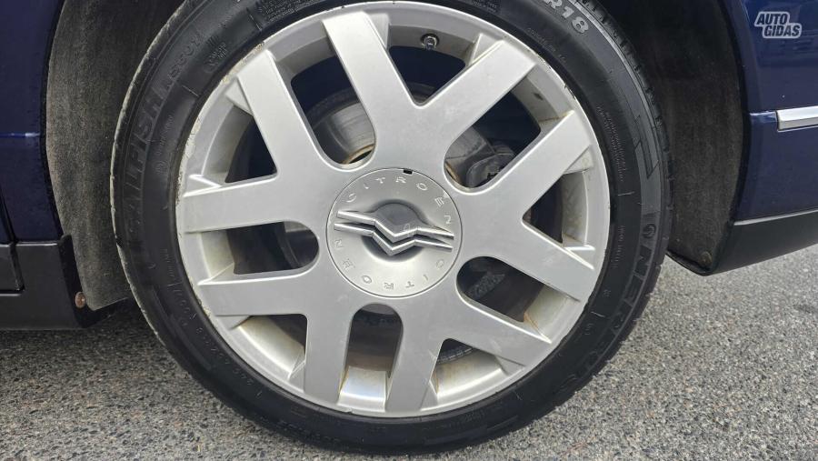 Zils Citroen C6 2006 Kauņa, ar dzinēja tilpumu 3.00 L un nobraukumu 270 tūkst. km par 6200 €, foto 14 vietnē AUTOMOTO.COM.LV