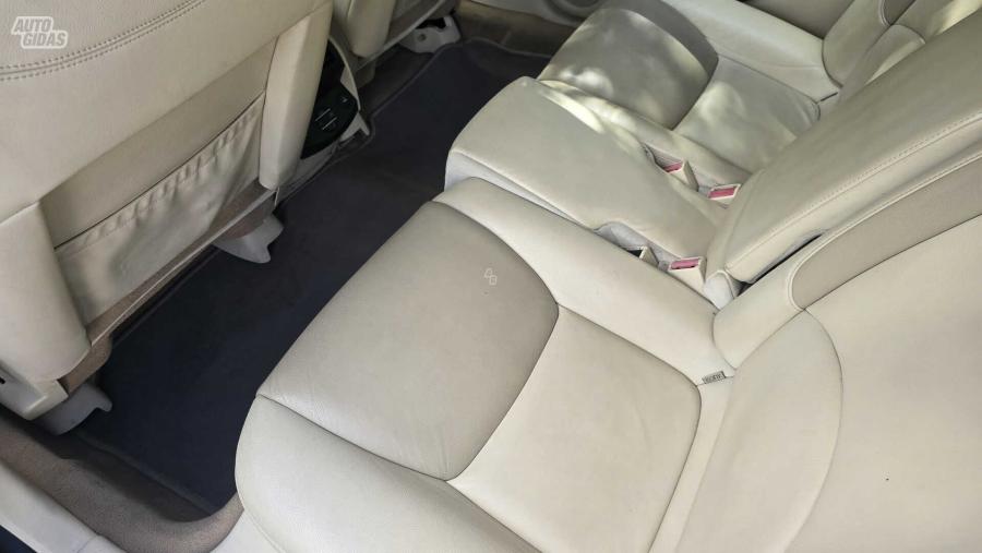 Zils Citroen C6 2006 Kauņa, ar dzinēja tilpumu 3.00 L un nobraukumu 270 tūkst. km par 6200 €, foto 22 vietnē AUTOMOTO.COM.LV