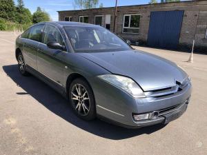 Blue Citroen C6 2006 in Silute, with an engine capacity of 2.95 L and mileage of 315 thousand km for 1800 €, photo 5 on AUTOMOTO.COM.LV