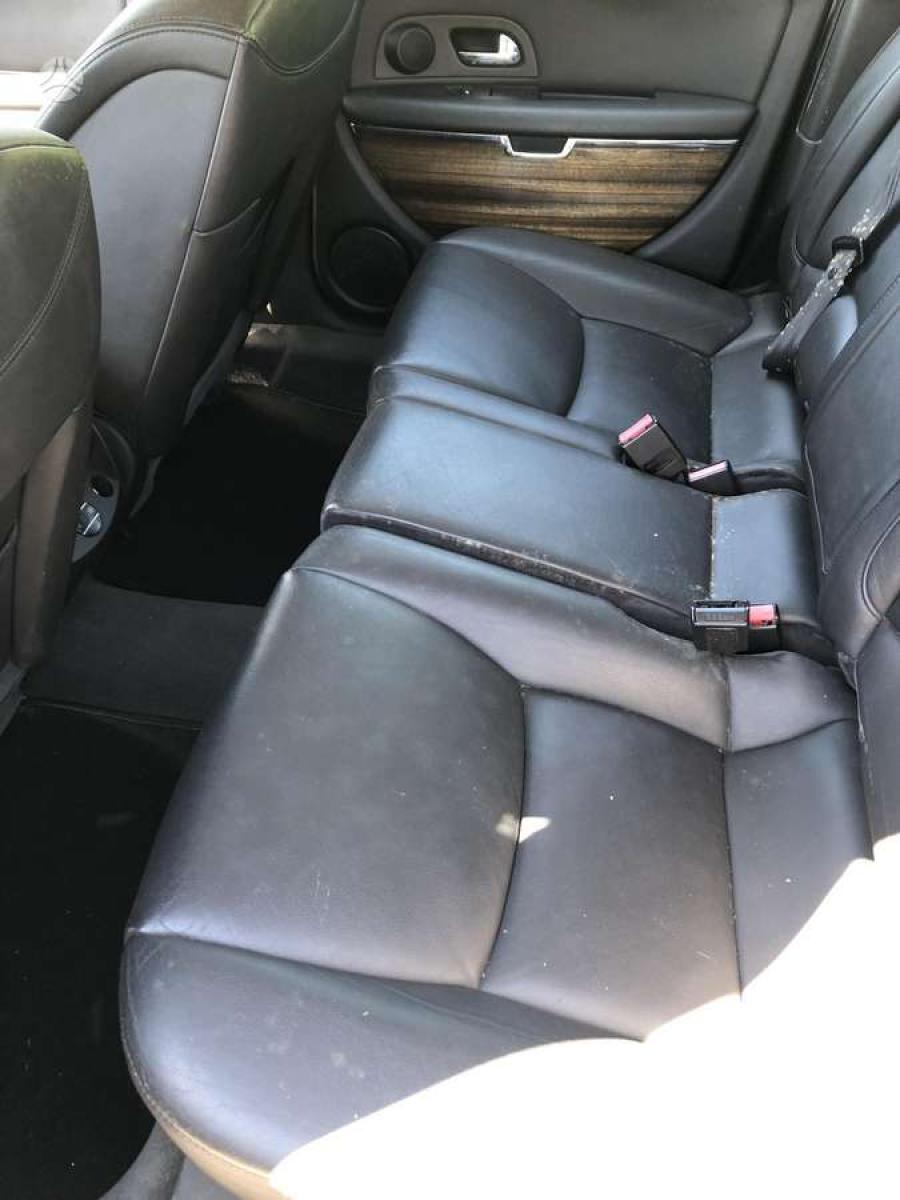 Blue Citroen C6 2006 in Silute, with an engine capacity of 2.95 L and mileage of 315 thousand km for 1800 €, photo 8 on AUTOMOTO.COM.LV