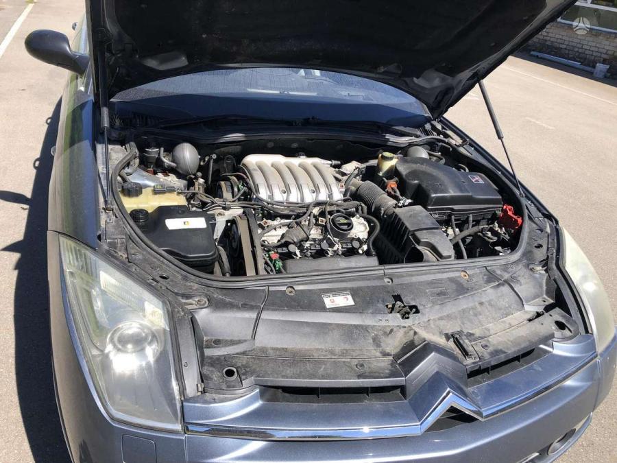 Blue Citroen C6 2006 in Silute, with an engine capacity of 2.95 L and mileage of 315 thousand km for 1800 €, photo 9 on AUTOMOTO.COM.LV