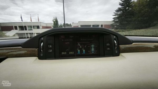 Brūns Citroen C6 2006 Viļņa, ar dzinēja tilpumu 2.70 L un nobraukumu 300 tūkst. km par 1650 €, foto 8 vietnē AUTOMOTO.COM.LV