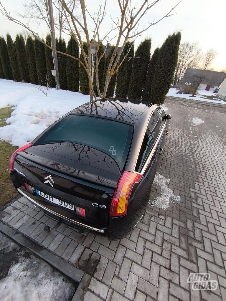 Brown Citroen C6 2008 in Anyksciai, with an engine capacity of 2.20 L and mileage of 253 thousand km for 3600 €, photo 6 on AUTOMOTO.COM.LV