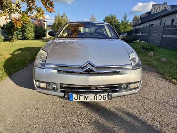 Citroen C6 2007 Viļņa vietnē Pelēks Citroen C6 2007 Viļņa, ar dzinēja tilpumu 2.72 L un nobraukumu 312 tūkst. km par 2500 €, foto 5 vietnē AUTOMOTO.COM.LV