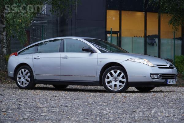 Ситроен С6 2007 в Рига на AUTOMOTO.COM.LV Серый Ситроен С6 2007 в Рига, объемом двигателя 2.70 л и пробегом 252 тыс. км за 2990 €, фото 7 на AUTOMOTO.COM.LV