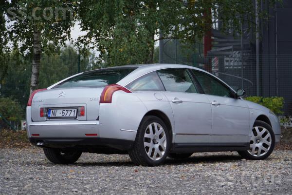 Ситроен С6 2007 в Рига на AUTOMOTO.COM.LV Серый Ситроен С6 2007 в Рига, объемом двигателя 2.70 л и пробегом 252 тыс. км за 2990 €, фото 9 на AUTOMOTO.COM.LV
