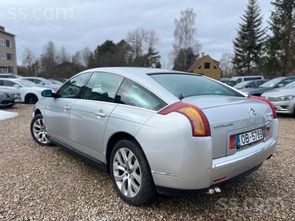 Citroen C6 2007 Kuldīga, ar dzinēja tilpumu 2.70 L un nobraukumu 288 tūkst. km par 3790 €, foto 3 vietnē AUTOMOTO.COM.LV