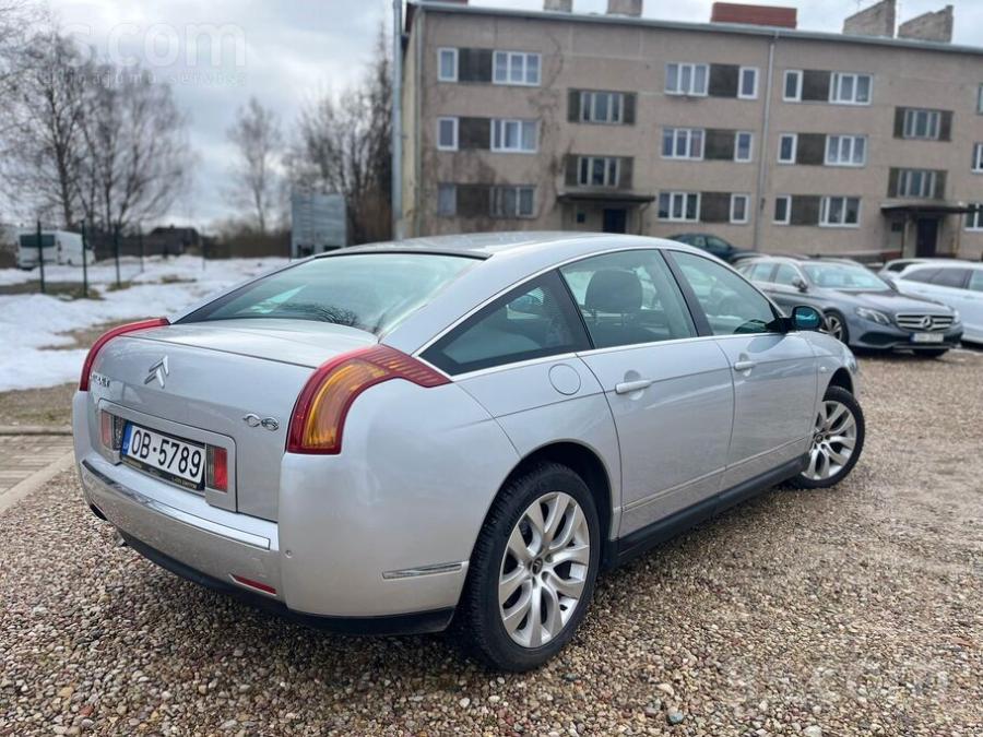 Citroen C6 2007 Kuldīga, ar dzinēja tilpumu 2.70 L un nobraukumu 288 tūkst. km par 3790 €, foto 5 vietnē AUTOMOTO.COM.LV