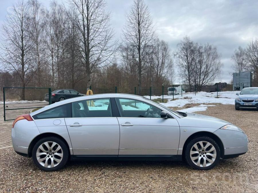 Citroen C6 2007 Kuldīga, ar dzinēja tilpumu 2.70 L un nobraukumu 288 tūkst. km par 3790 €, foto 6 vietnē AUTOMOTO.COM.LV