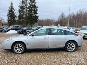 Citroen C6 2007 Kuldīga, ar dzinēja tilpumu 2.70 L un nobraukumu 288 tūkst. km par 3790 €, foto 7 vietnē AUTOMOTO.COM.LV