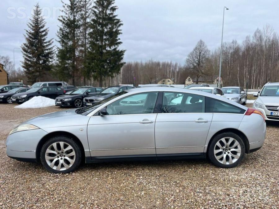 Citroen C6 2007 Kuldīga, ar dzinēja tilpumu 2.70 L un nobraukumu 288 tūkst. km par 3790 €, foto 7 vietnē AUTOMOTO.COM.LV