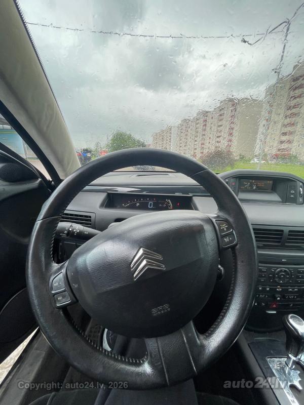 Citroen C6 2007 in Tallinn, with an engine capacity of 2.70 L and mileage of 0 thousand km for 2900 €, photo 6 on AUTOMOTO.COM.LV