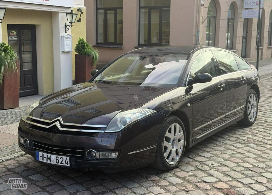 Citroen C6 2008 in Vilnius, with an engine capacity of 2.70 L and mileage of 300 thousand km for 1500 €, photo 1 on AUTOMOTO.COM.LV