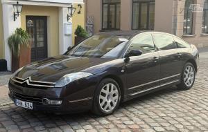 Citroen C6 2008 in Vilnius, with an engine capacity of 2.70 L and mileage of 300 thousand km for 1500 €, photo 3 on AUTOMOTO.COM.LV