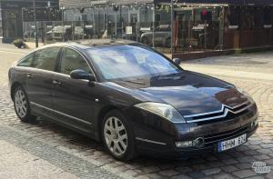 Citroen C6 2008 in Vilnius, with an engine capacity of 2.70 L and mileage of 300 thousand km for 1500 €, photo 7 on AUTOMOTO.COM.LV