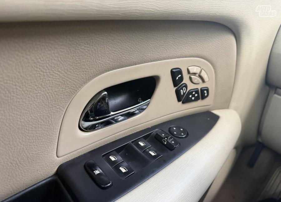 Citroen C6 2008 in Vilnius, with an engine capacity of 2.70 L and mileage of 300 thousand km for 1500 €, photo 17 on AUTOMOTO.COM.LV