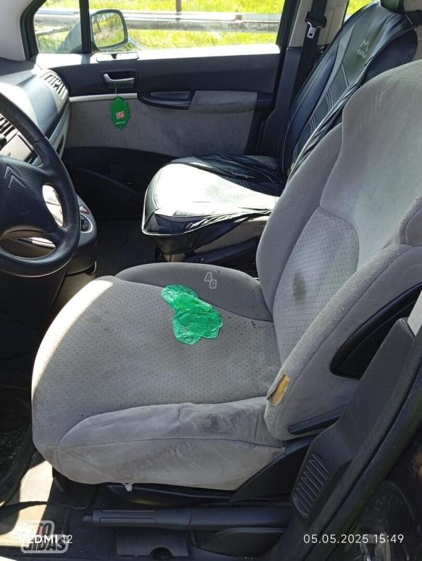 Melns Citroen C8 2004 Klaipėda, ar dzinēja tilpumu 2.90 L un nobraukumu 234 tūkst. km par 800 €, foto 2 vietnē AUTOMOTO.COM.LV