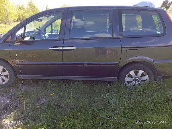 Melns Citroen C8 2004 Klaipėda, ar dzinēja tilpumu 2.90 L un nobraukumu 234 tūkst. km par 800 €, foto 5 vietnē AUTOMOTO.COM.LV