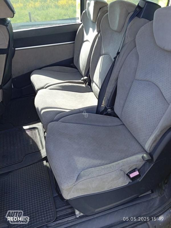 Melns Citroen C8 2004 Klaipėda, ar dzinēja tilpumu 2.90 L un nobraukumu 234 tūkst. km par 800 €, foto 8 vietnē AUTOMOTO.COM.LV