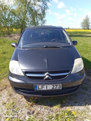 Melns Citroen C8 2004 Klaipėda, ar dzinēja tilpumu 2.90 L un nobraukumu 234 tūkst. km par 800 €, foto 8 vietnē AUTOMOTO.COM.LV