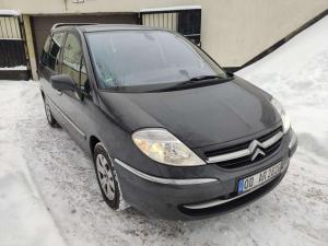 Black Citroen C8 2008 in Vilnius, with an engine capacity of 2.18 L and mileage of 294 thousand km for 2400 €, photo 2 on AUTOMOTO.COM.LV