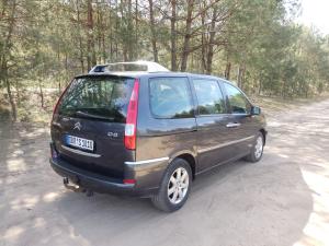 Black Citroen C8 2009 in Vilnius, with an engine capacity of 2.20 L and mileage of 294 thousand km for 2700 €, photo 5 on AUTOMOTO.COM.LV