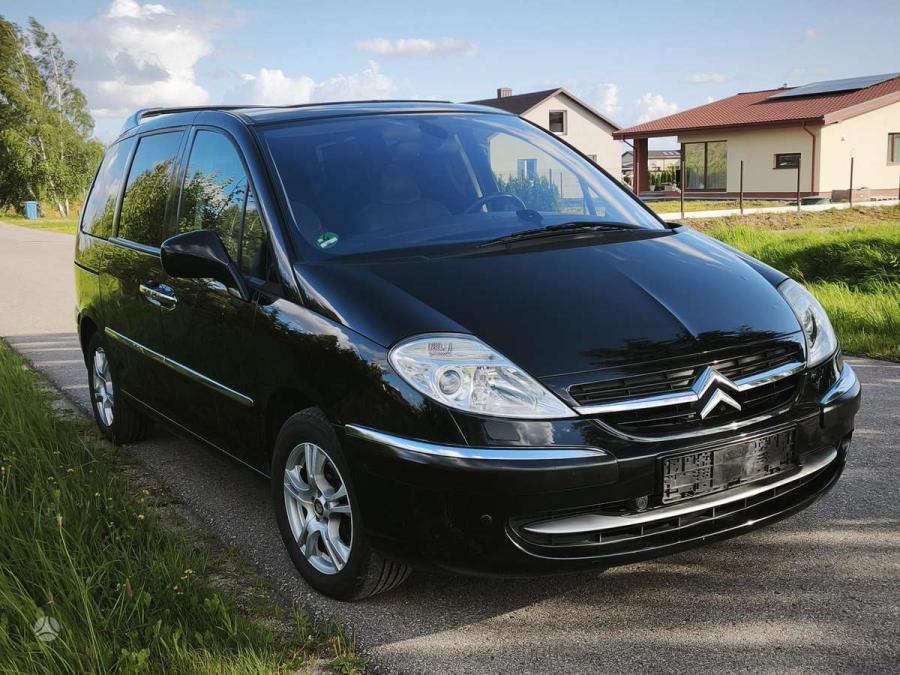 Melns Citroen C8 2009 Kauņa, ar dzinēja tilpumu 2.00 L un nobraukumu 256 tūkst. km par 2650 €, foto 1 vietnē AUTOMOTO.COM.LV