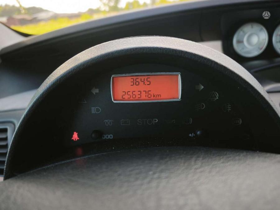 Melns Citroen C8 2009 Kauņa, ar dzinēja tilpumu 2.00 L un nobraukumu 256 tūkst. km par 2650 €, foto 12 vietnē AUTOMOTO.COM.LV