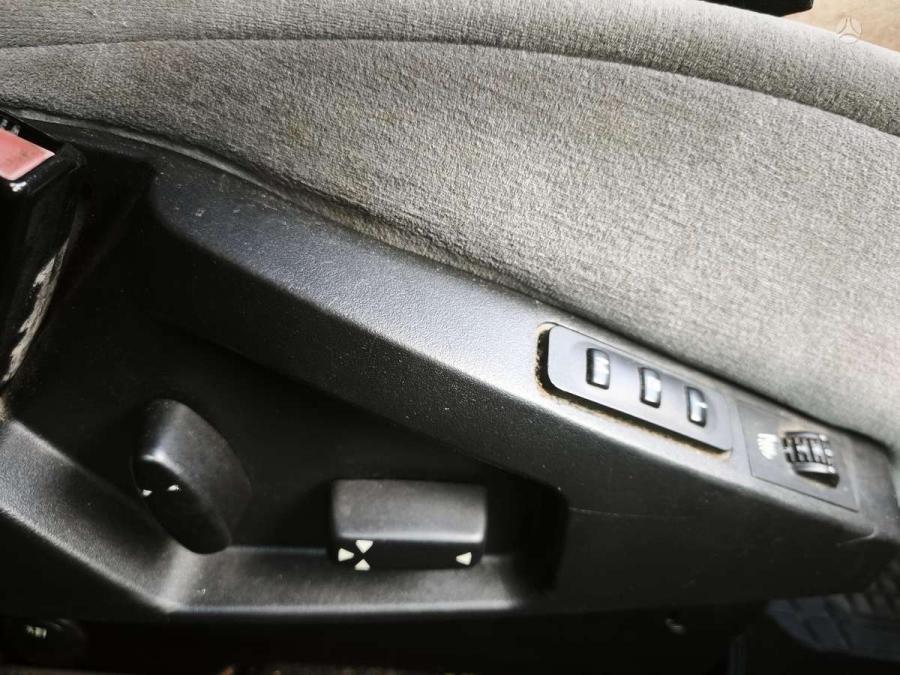Melns Citroen C8 2009 Kauņa, ar dzinēja tilpumu 2.00 L un nobraukumu 256 tūkst. km par 2650 €, foto 13 vietnē AUTOMOTO.COM.LV