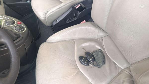 Синий Ситроен С8 2004 в Шяуляй, объемом двигателя 2.18 л и пробегом 291 тыс. км за 1500 €, фото 9 на AUTOMOTO.COM.LV