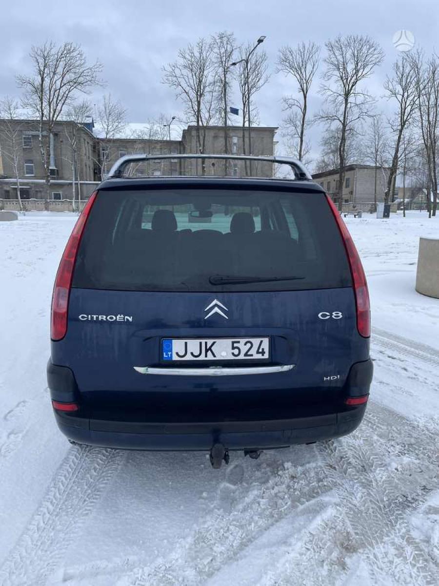 Zils Citroen C8 2005 Ukmergė, ar dzinēja tilpumu 2.18 L un nobraukumu 318 tūkst. km par 800 €, foto 1 vietnē AUTOMOTO.COM.LV