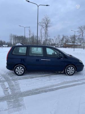 Zils Citroen C8 2005 Ukmergė, ar dzinēja tilpumu 2.18 L un nobraukumu 318 tūkst. km par 800 €, foto 2 vietnē AUTOMOTO.COM.LV