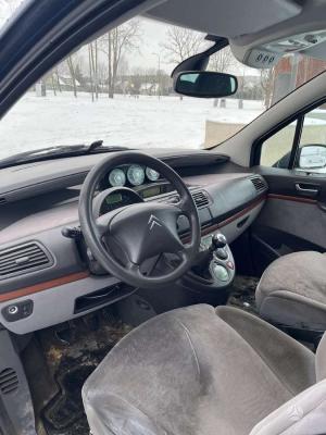 Zils Citroen C8 2005 Ukmergė, ar dzinēja tilpumu 2.18 L un nobraukumu 318 tūkst. km par 800 €, foto 6 vietnē AUTOMOTO.COM.LV