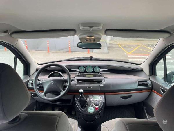 Zils Citroen C8 2005 Ukmergė, ar dzinēja tilpumu 2.18 L un nobraukumu 320 tūkst. km par 2000 €, foto 5 vietnē AUTOMOTO.COM.LV